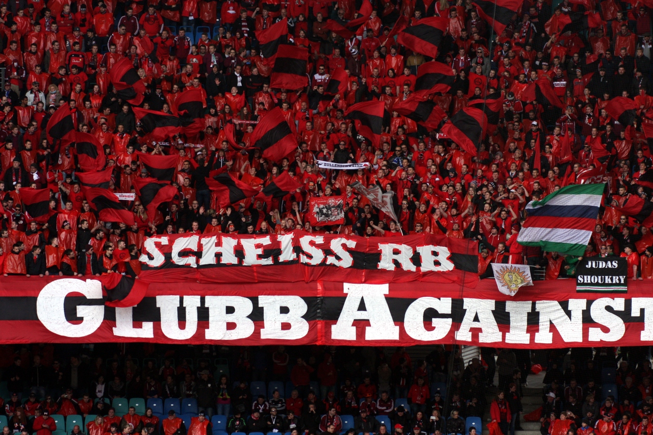 Proteste gegen RB Leipzig: Interview mit der Faninitiative "Nein zu RB ...