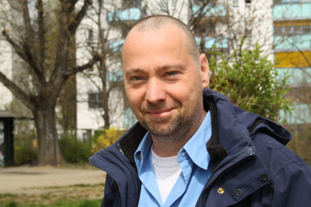 Premierenlesung am 5. Mai: „Schwarzbuch der toten Gefühle ...