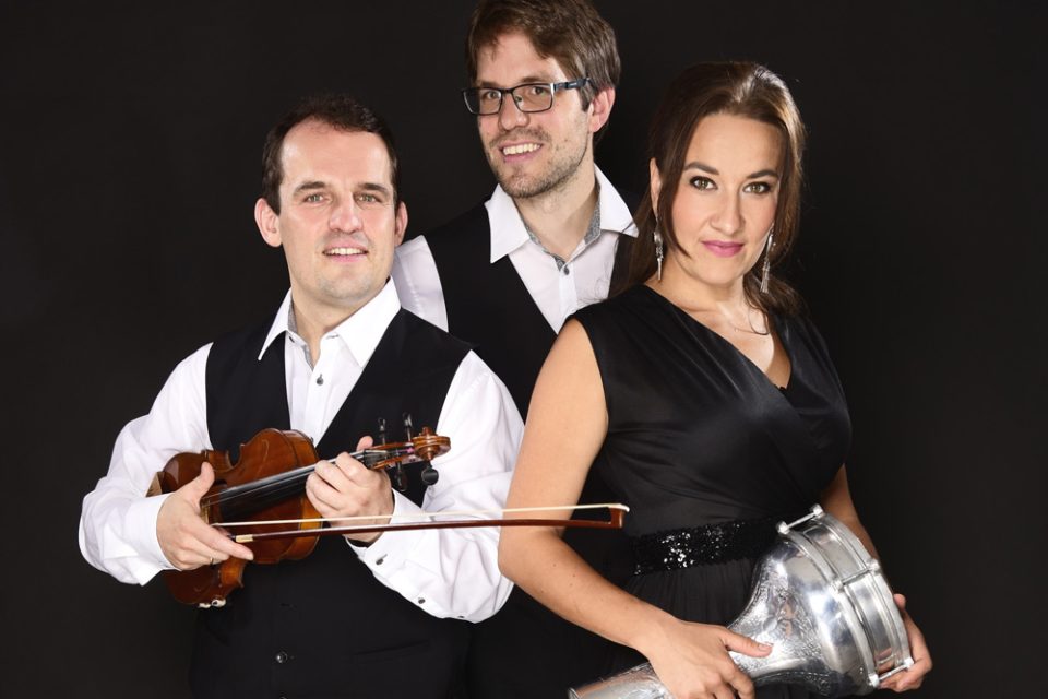 Lebensfreude und Klangzauber mit Rozhinkes, Helmut Eisel und Verena ...