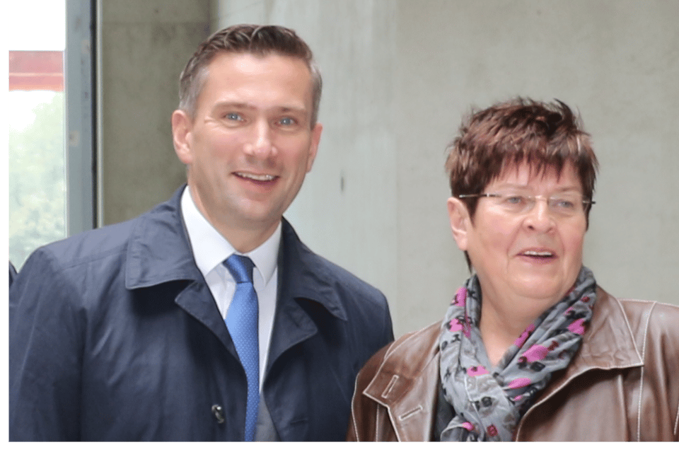 SPD Sachsen feiert Richtfest vom neuen Herbert-Wehner-Haus in Dresden ...