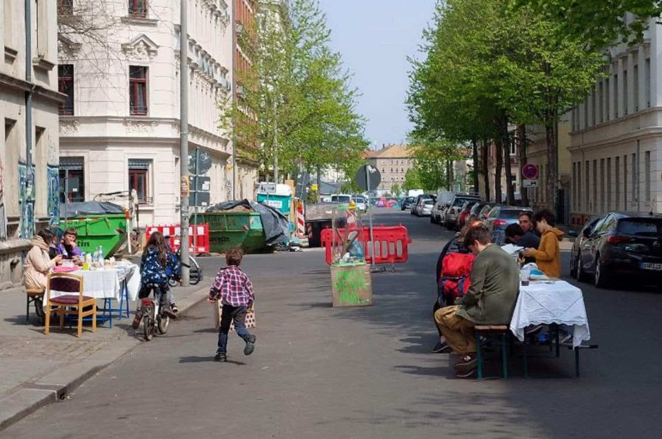 Verein kämpft für Idee aus Spanien: Erste Aktion für Superblocks in ...