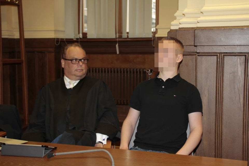 „Shiny Flakes“: Kinderzimmer-Dealer aus Gohlis ab Dezember wieder vor ...