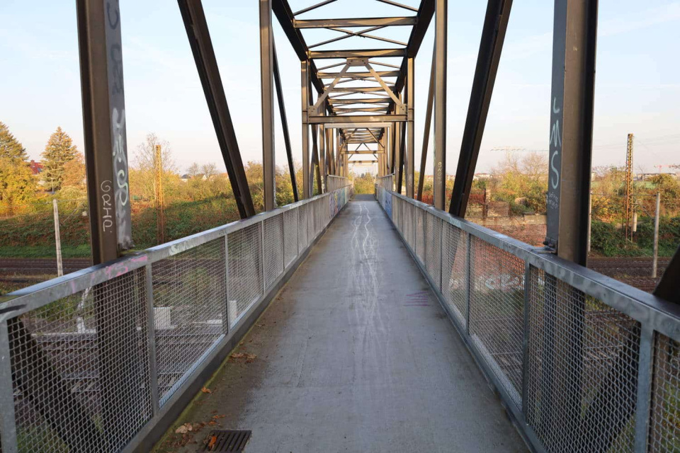 Mürber Pfeiler: Notsicherung an der Brücke Sesenheimer Straße soll im ...
