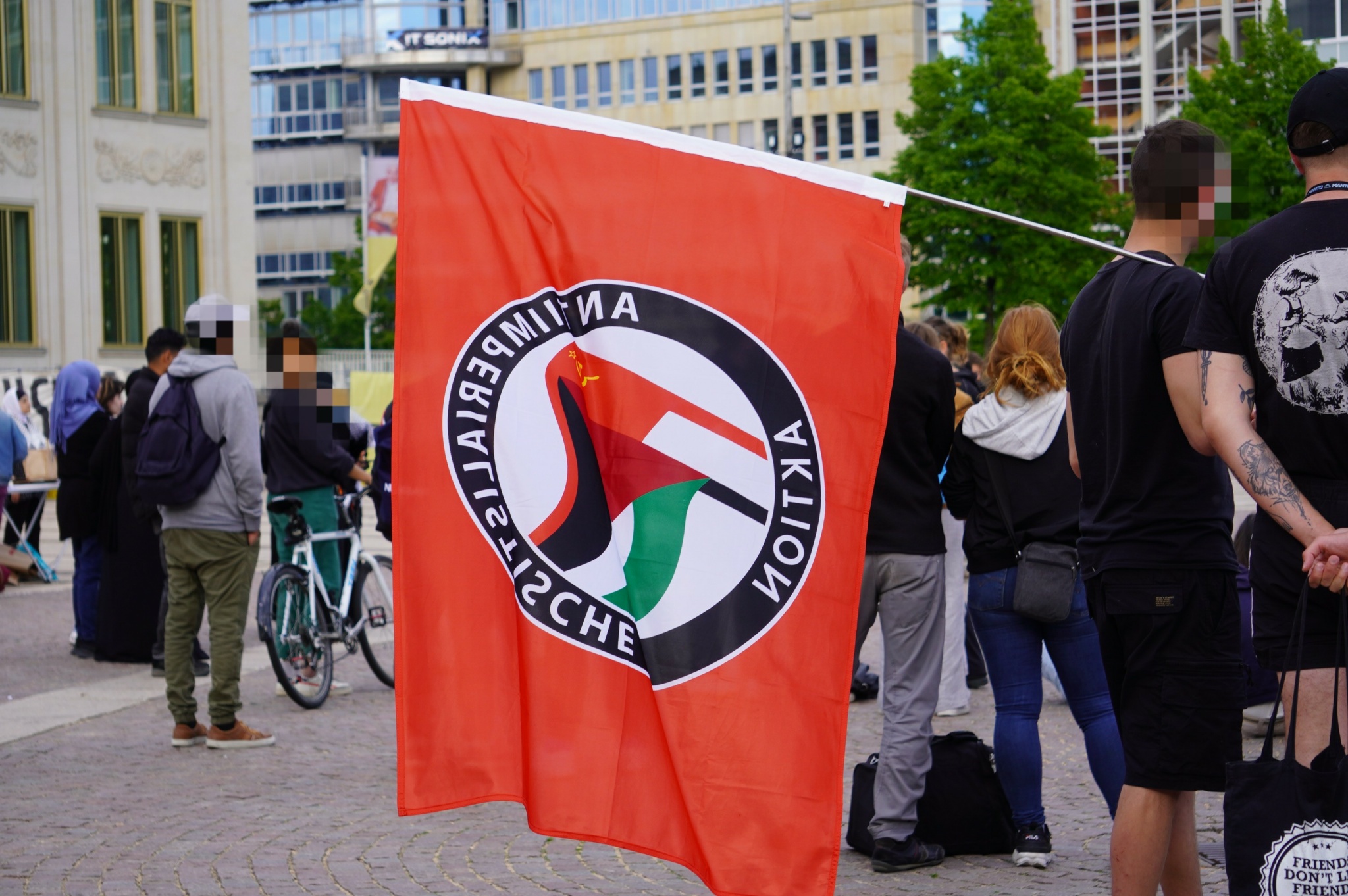 Montag, der 15. Mai 2023: Anklage gegen Neonazi-Gruppe „Knockout 51 ...