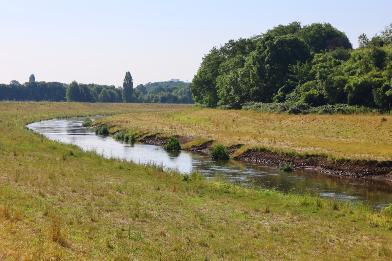 90 Tonnen Kies: LTV startet ersten Feldversuch zum Geschiebetransport ...