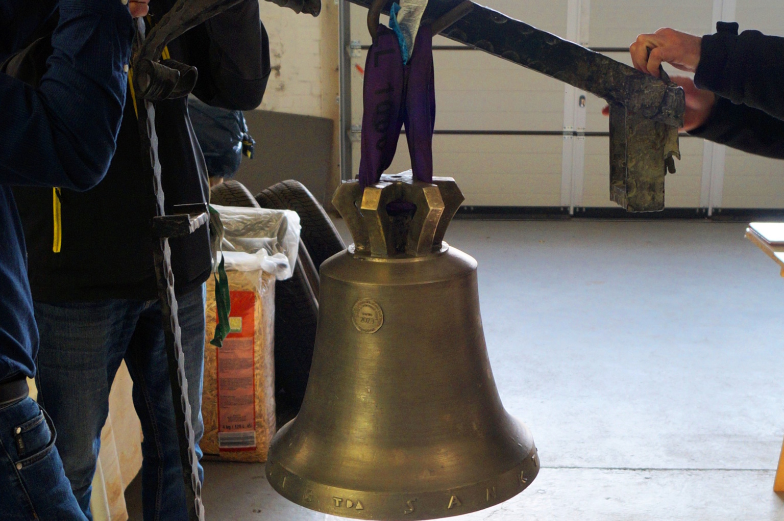 Mit Hilfe des Fördervereins: Neue Liturgie-Glocke für die Thomaskirche ...