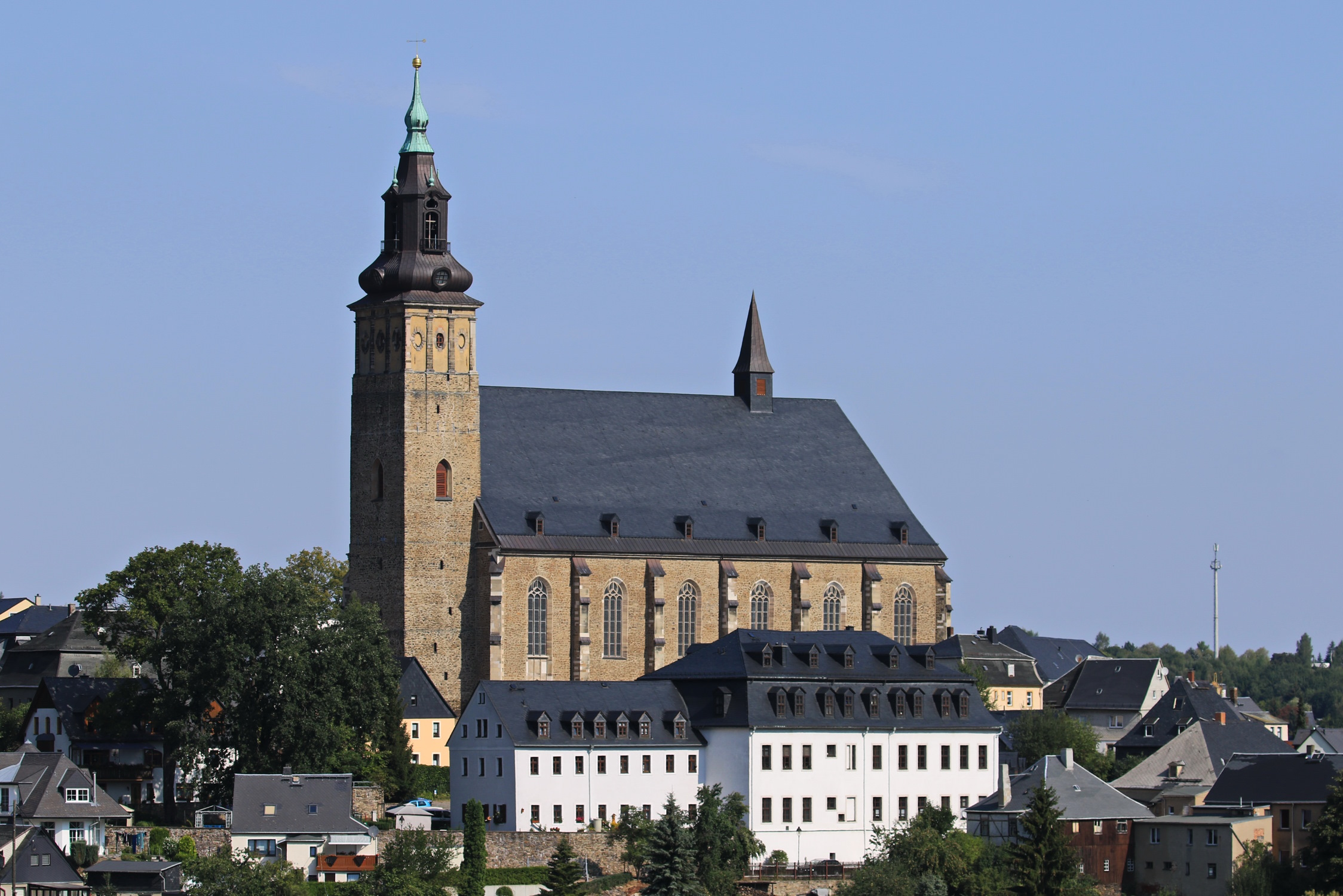 Sonntagskirche № 92: Die bewahrte St.-Wolfgangs-Kirche in Schneeberg ...
