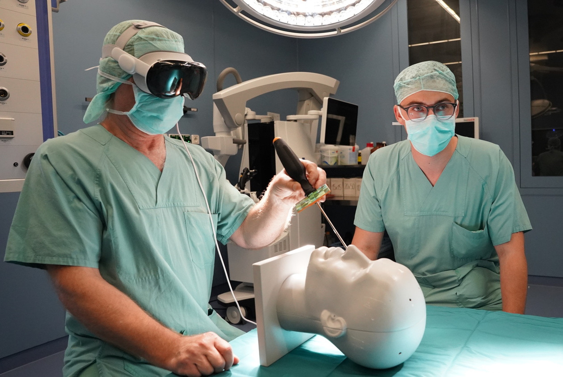 Eine Leipziger Reise nach Cupertino: Zusammenarbeit mit Apple bei ...