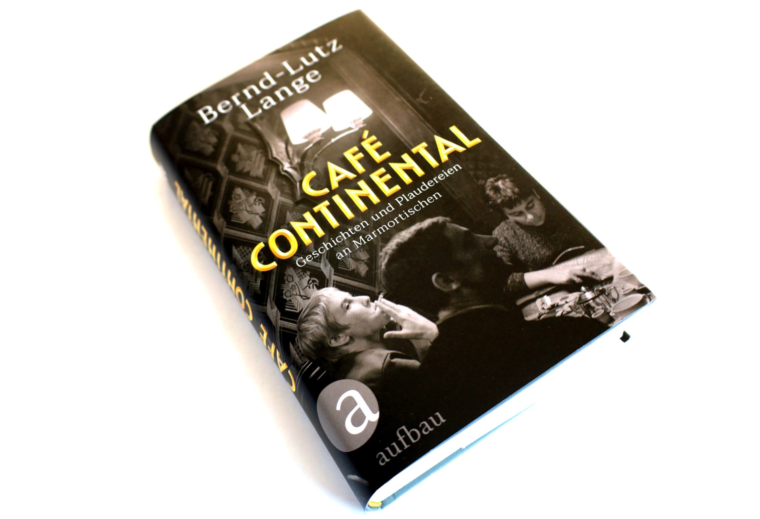 Café Continental: Die Geschichte eines Kaffeehauses, das es so nie gegeben hat · Leipziger Zeitung