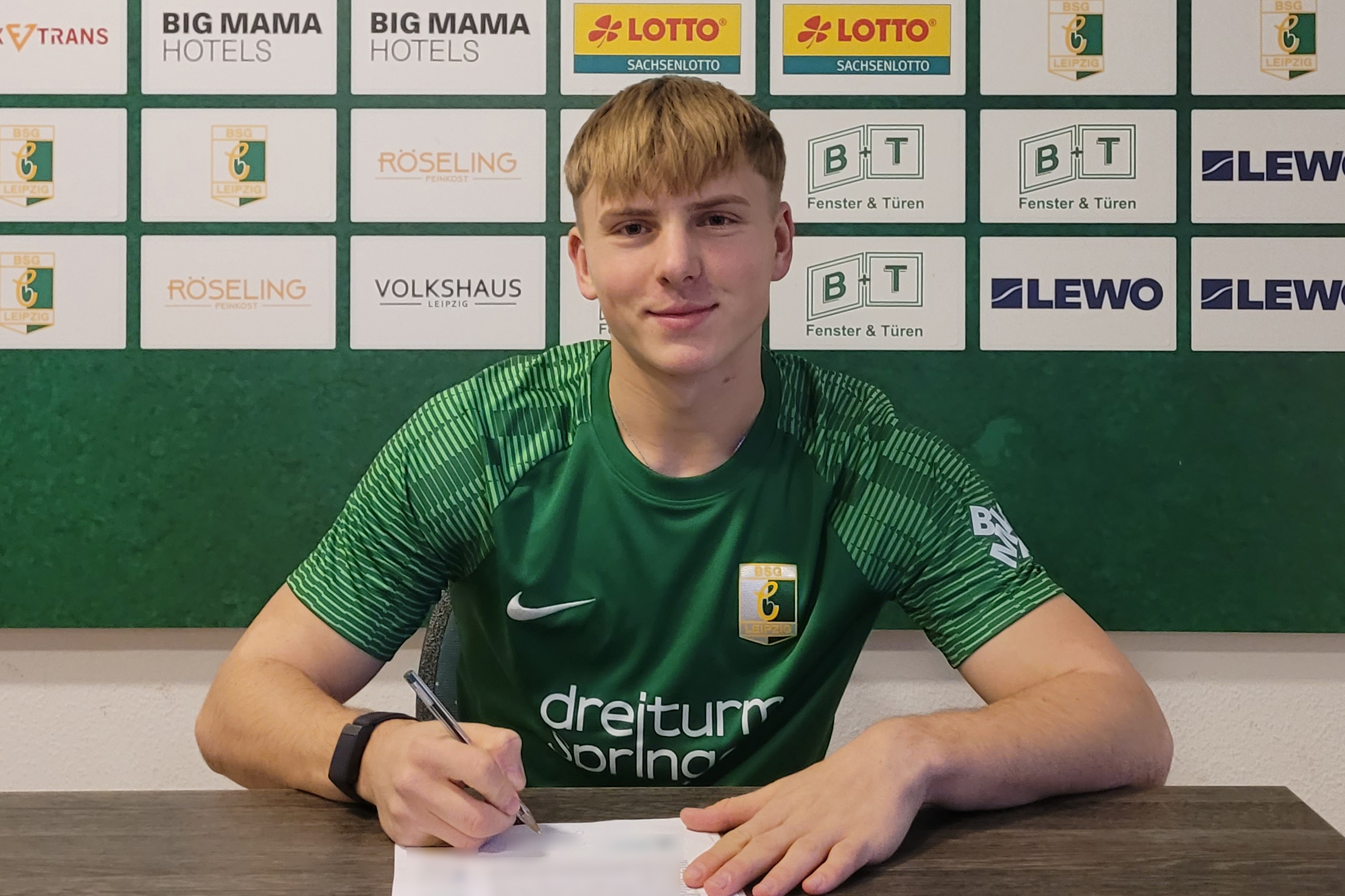 Chemie verpflichtet Rechtsverteidiger Rajk Lisinski · Leipziger Zeitung