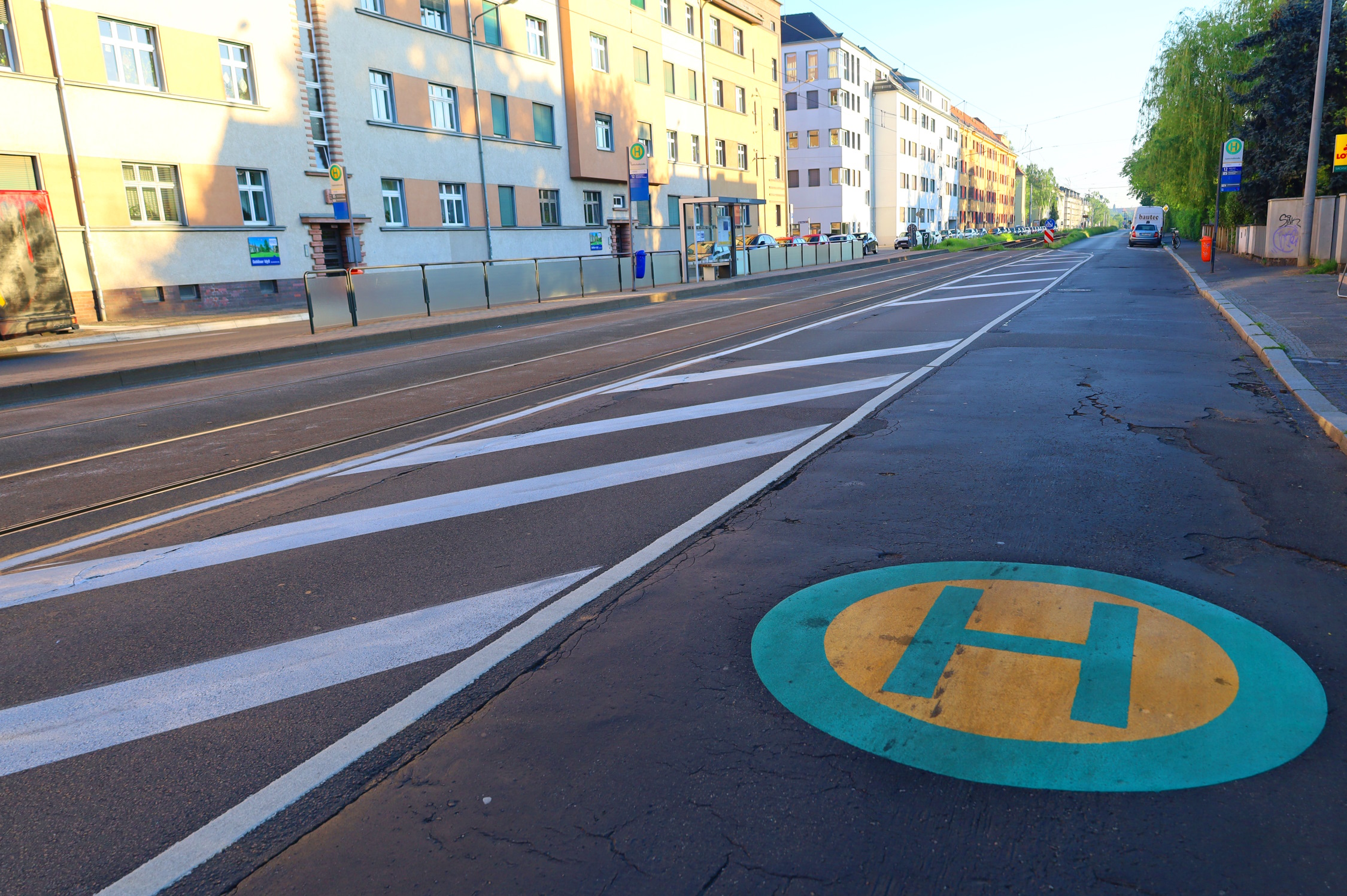 Erste Verbesserung an der Haltestelle Gottschallstraße ...