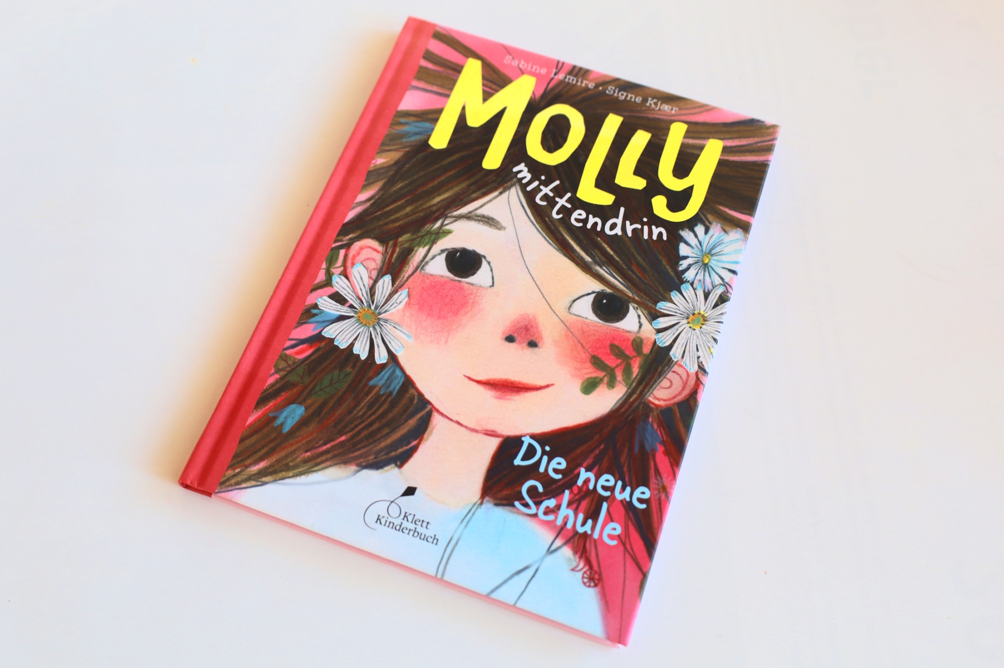 Die neue Schule: Die erste Molly-Geschichte – gleich mit ganz großem ...