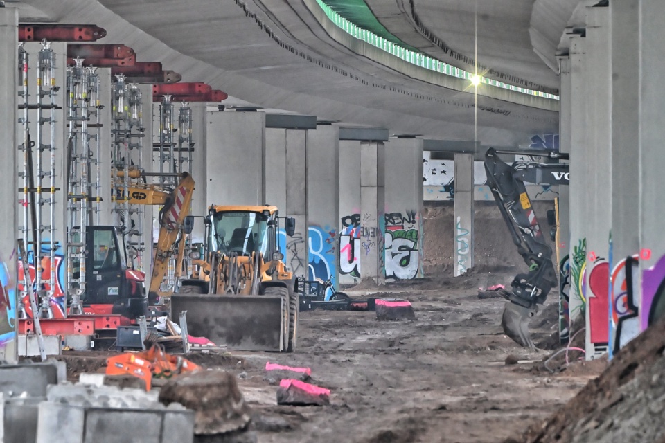 Agra-Brücke Markkleeberg: Der westliche Brückenteil soll ordentlich ...